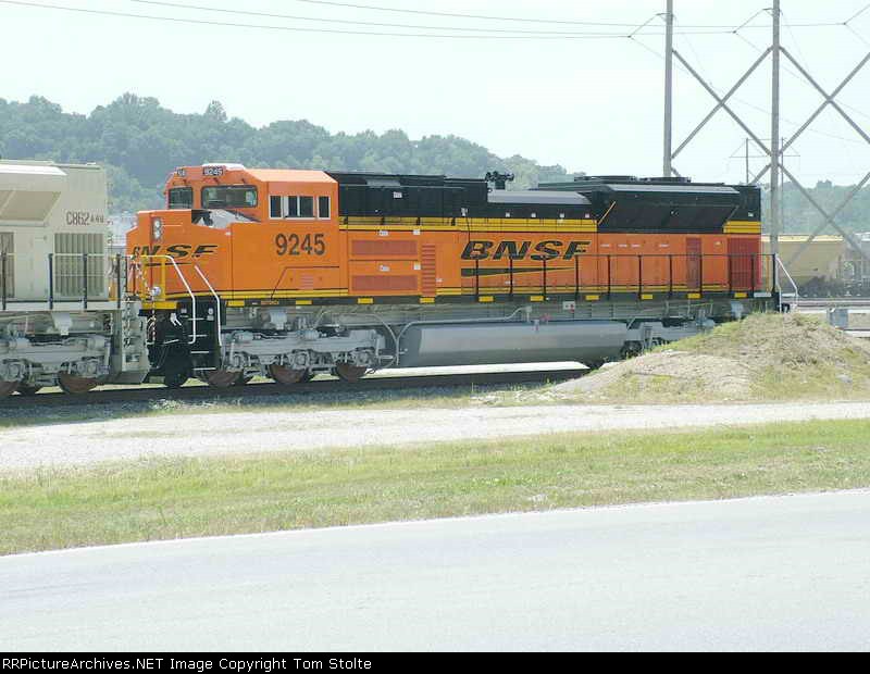 BNSF 9245